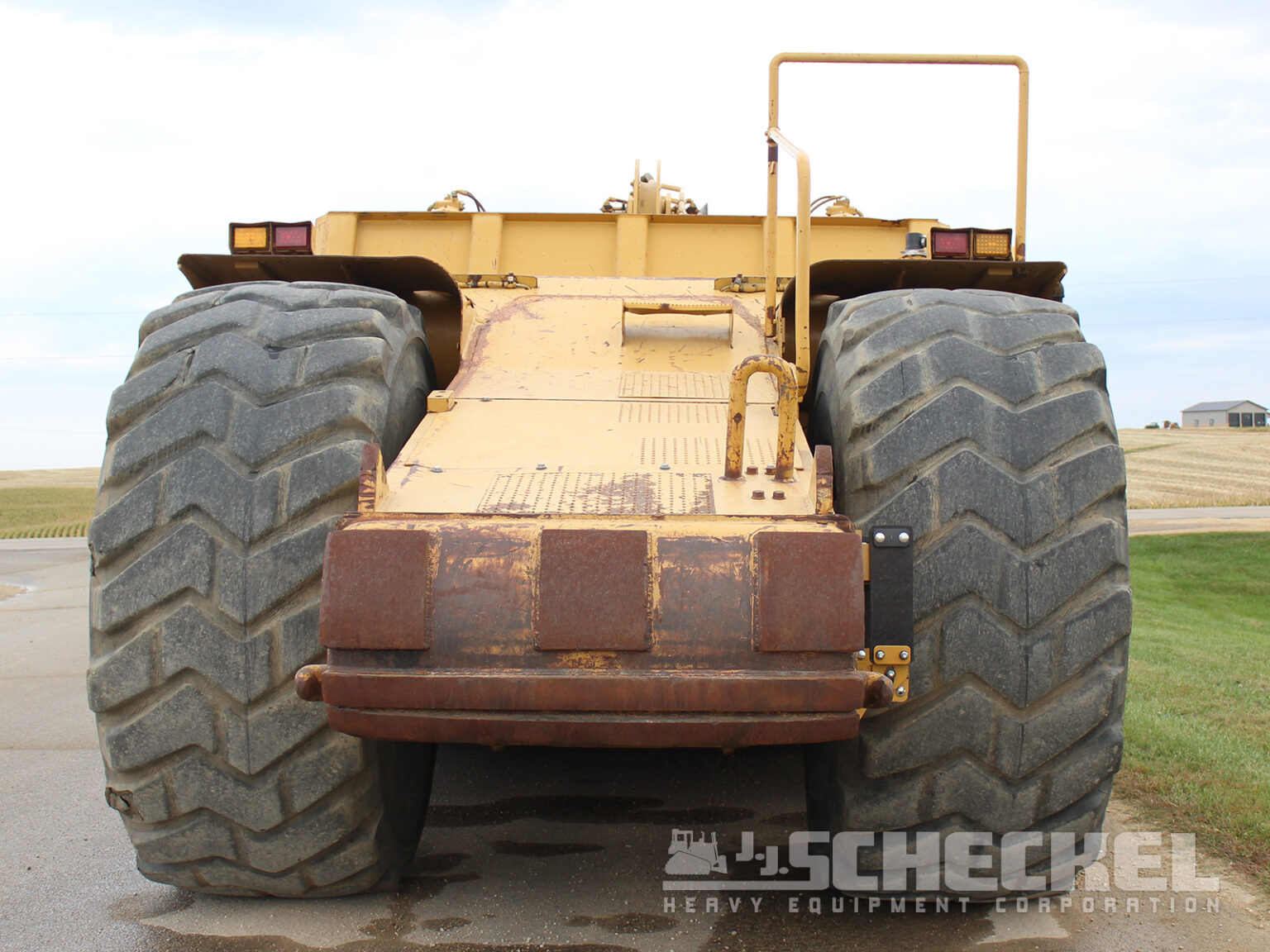 2004 Cat 631G, Motor Scraper, A03127 - J.J. Scheckel