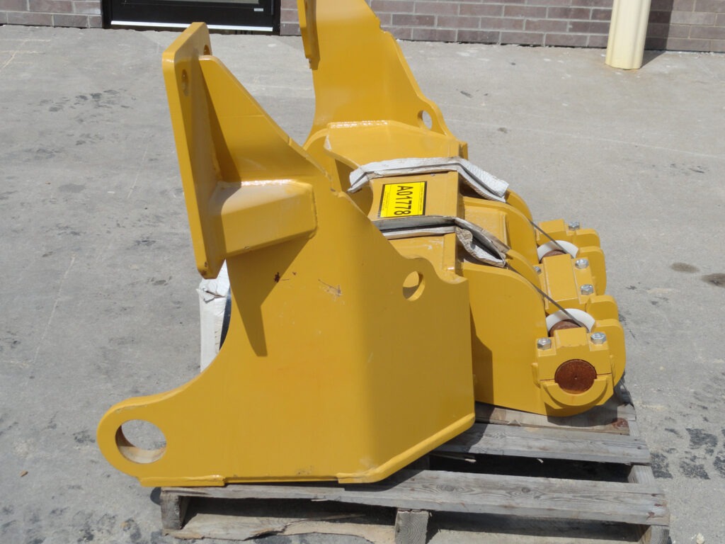 A01778 ~ CAT D10N / D10R / D10T Eject Scraper Drawbar - J.J. Scheckel