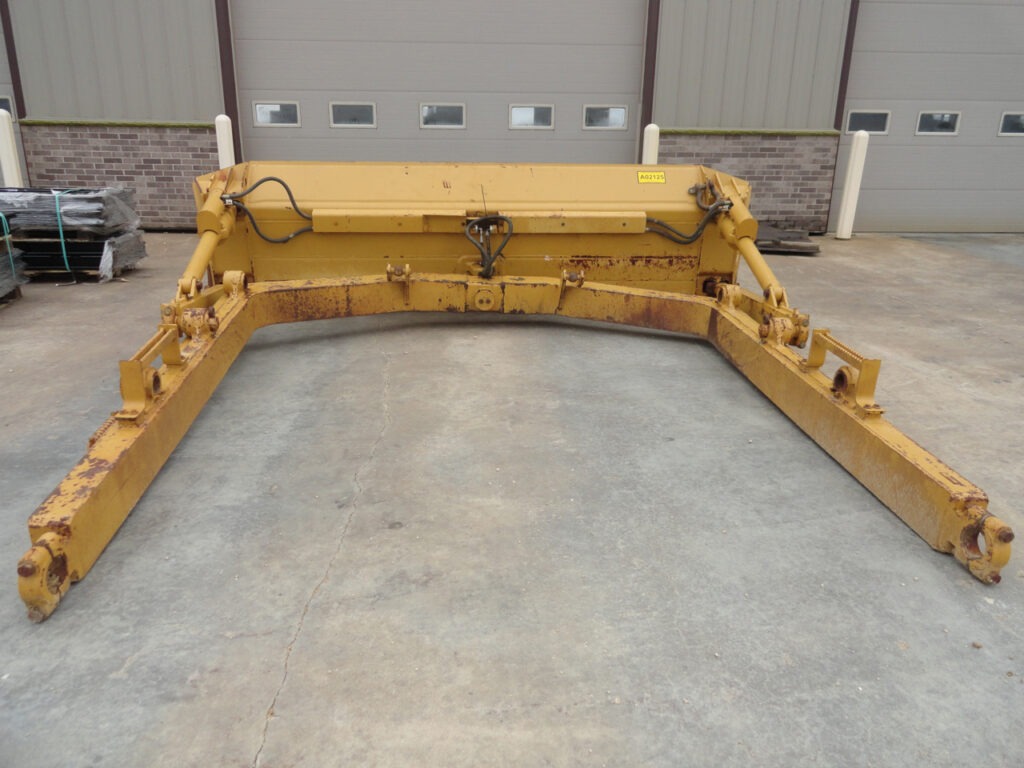 A02125 ~ CAT D6T XW Angle Blade - J.J. Scheckel