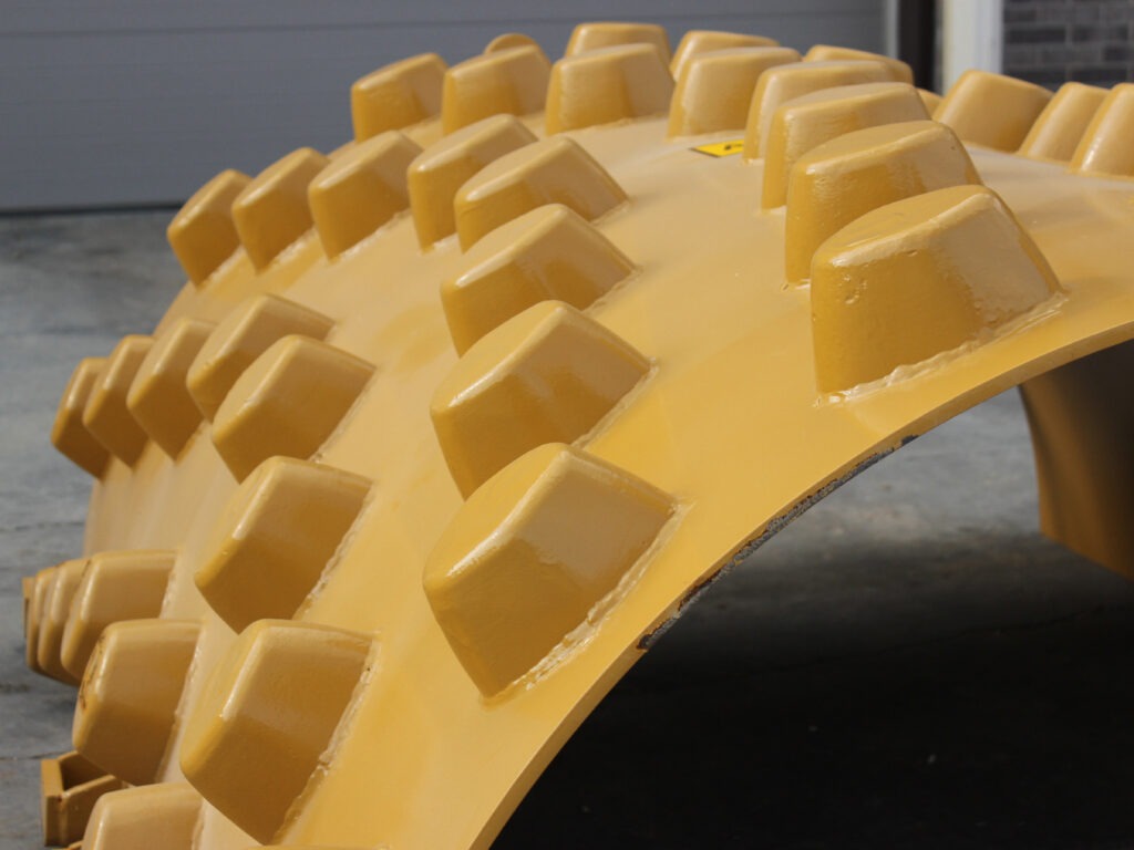 A02579 ~ New Roller Shell Kit, to fit Cat CS54B, CS56B, CS64B, CS66B ...