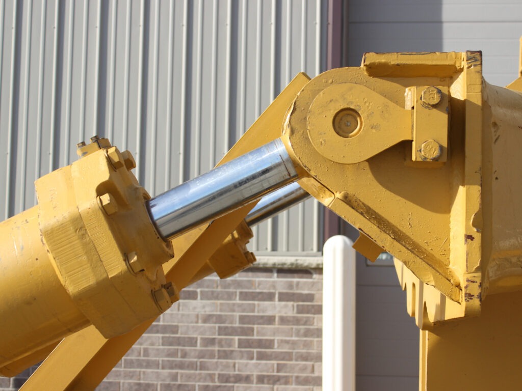 A02262 ~ Cat D10T Single Shank Ripper - J.J. Scheckel