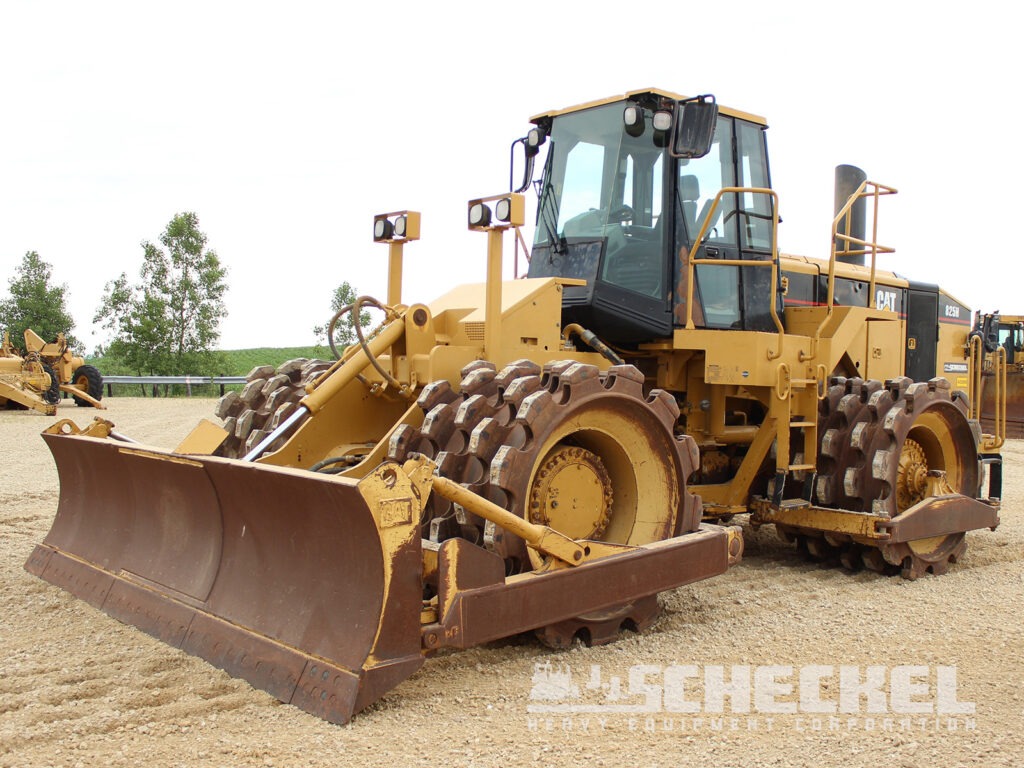 2005 Cat 825H Compactor, A02680 - J.J. Scheckel