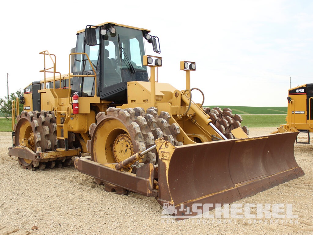 2005 Cat 825H Compactor, A02680 - J.J. Scheckel