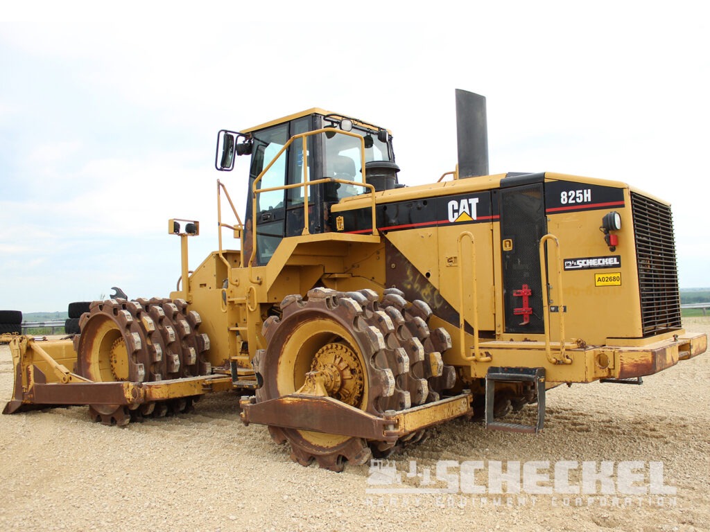 2005 Cat 825H Compactor, A02680 - J.J. Scheckel