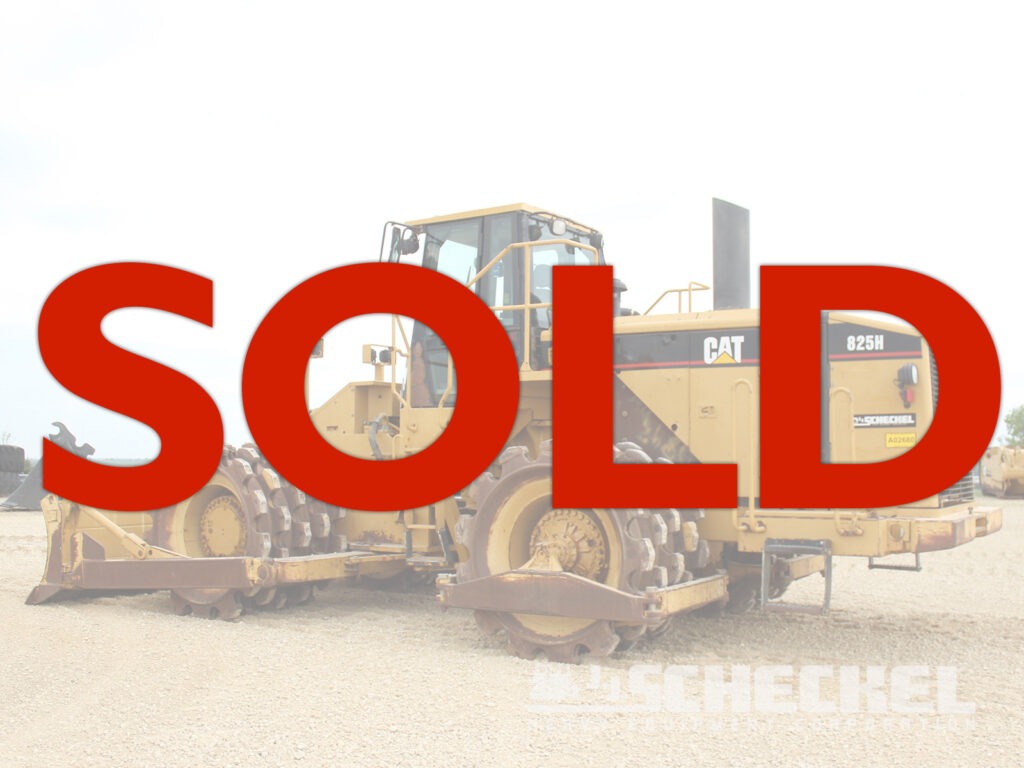 2005 Cat 825H Compactor, A02680 - J.J. Scheckel