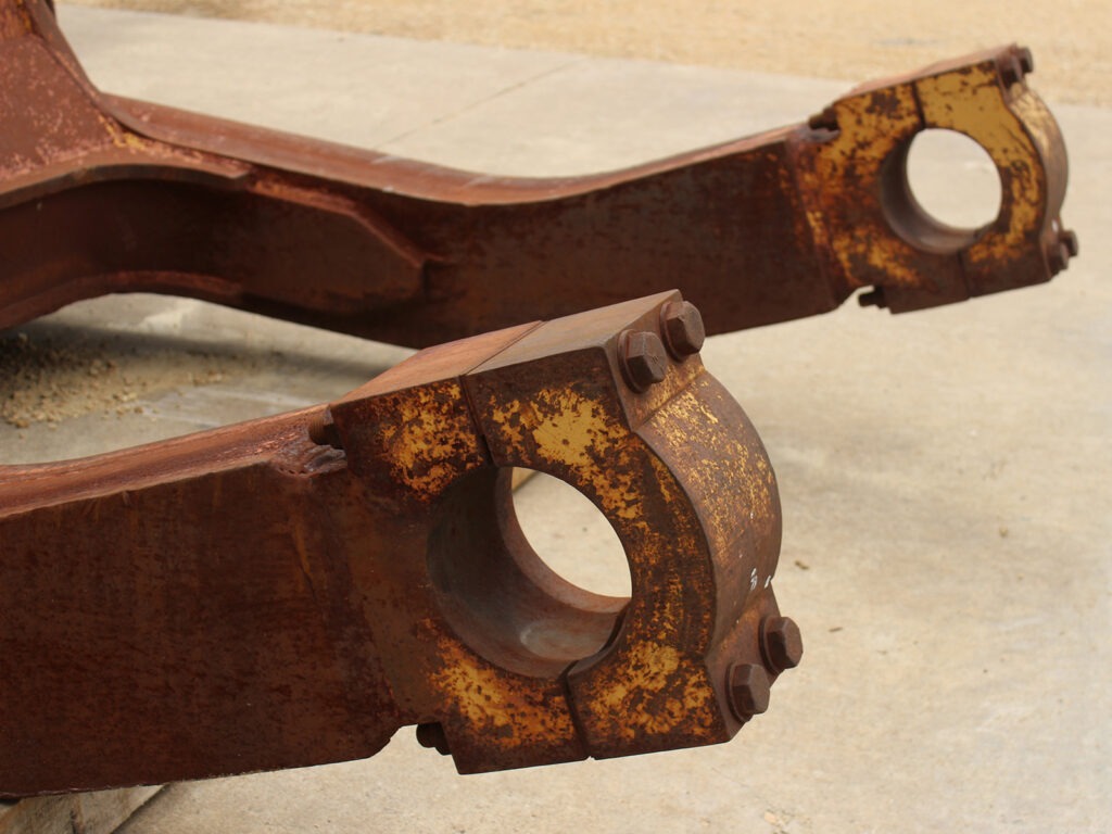 A02892 ~ Cat D10T Jones Push Cushion Blade - J.J. Scheckel