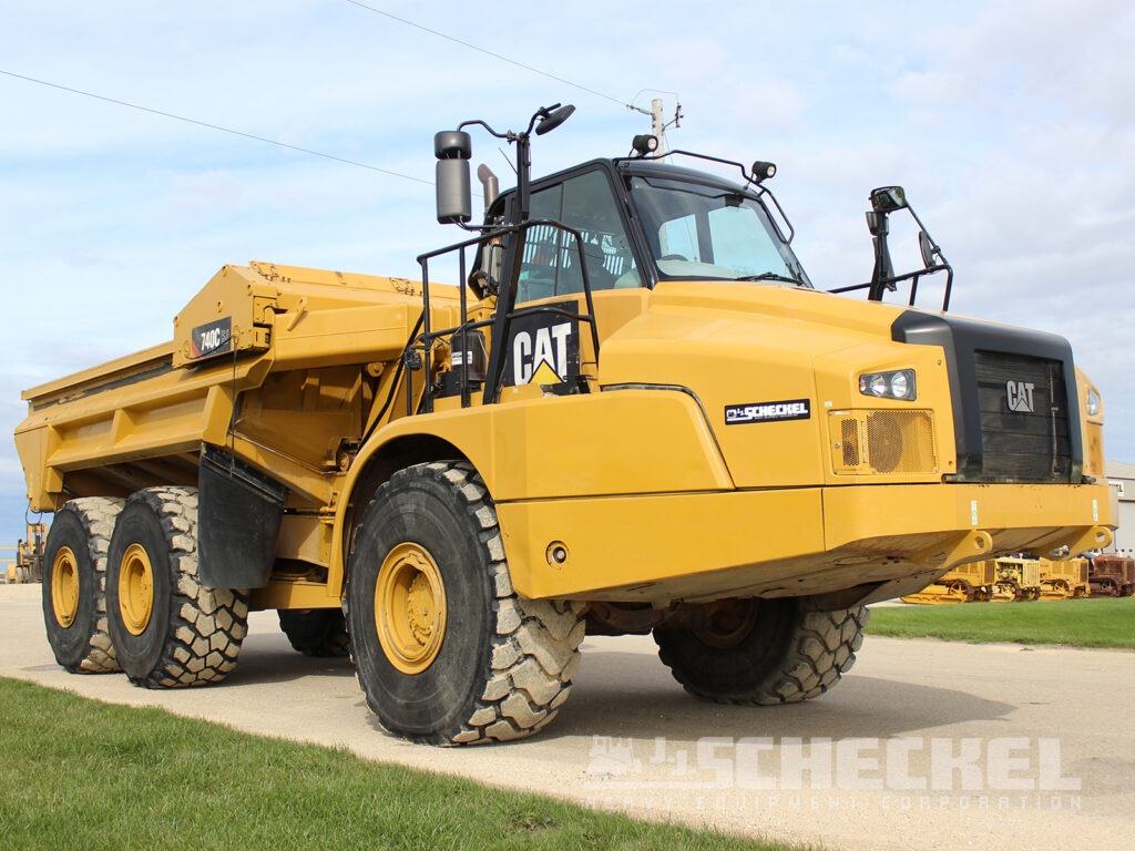 2015 Cat 740C, Haul Truck, A02948 - J.J. Scheckel