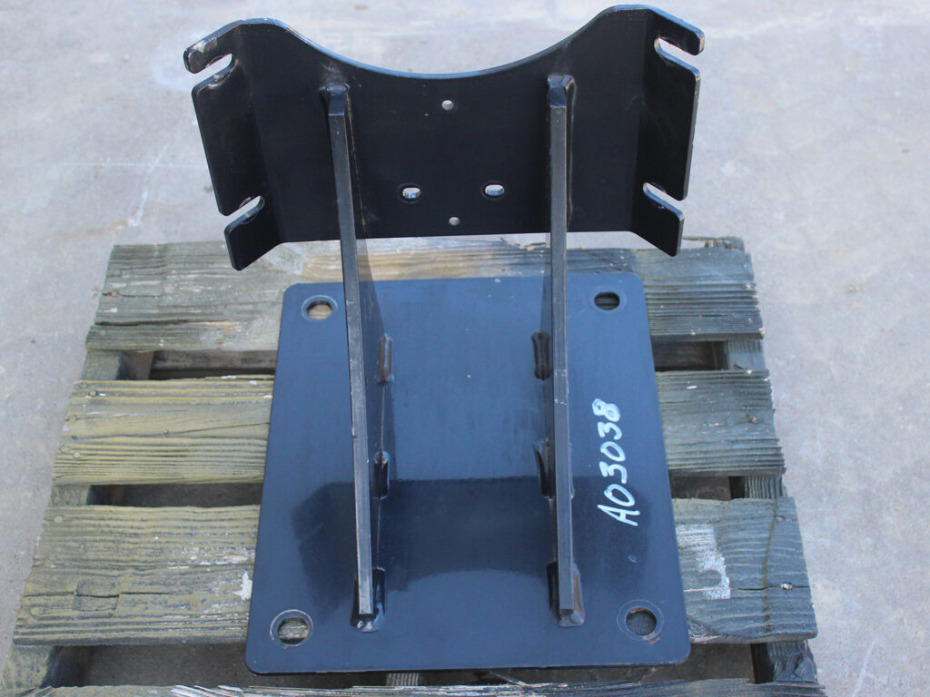A03050U3, Rear Valve Bracket, Case IH Steiger Quadtrac - J.J. Scheckel
