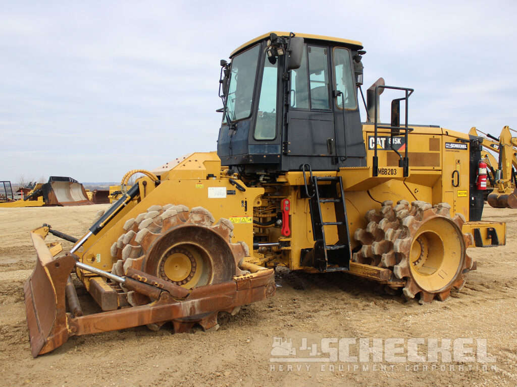 2015 Cat 815K, Compactor, A03196 - J.J. Scheckel