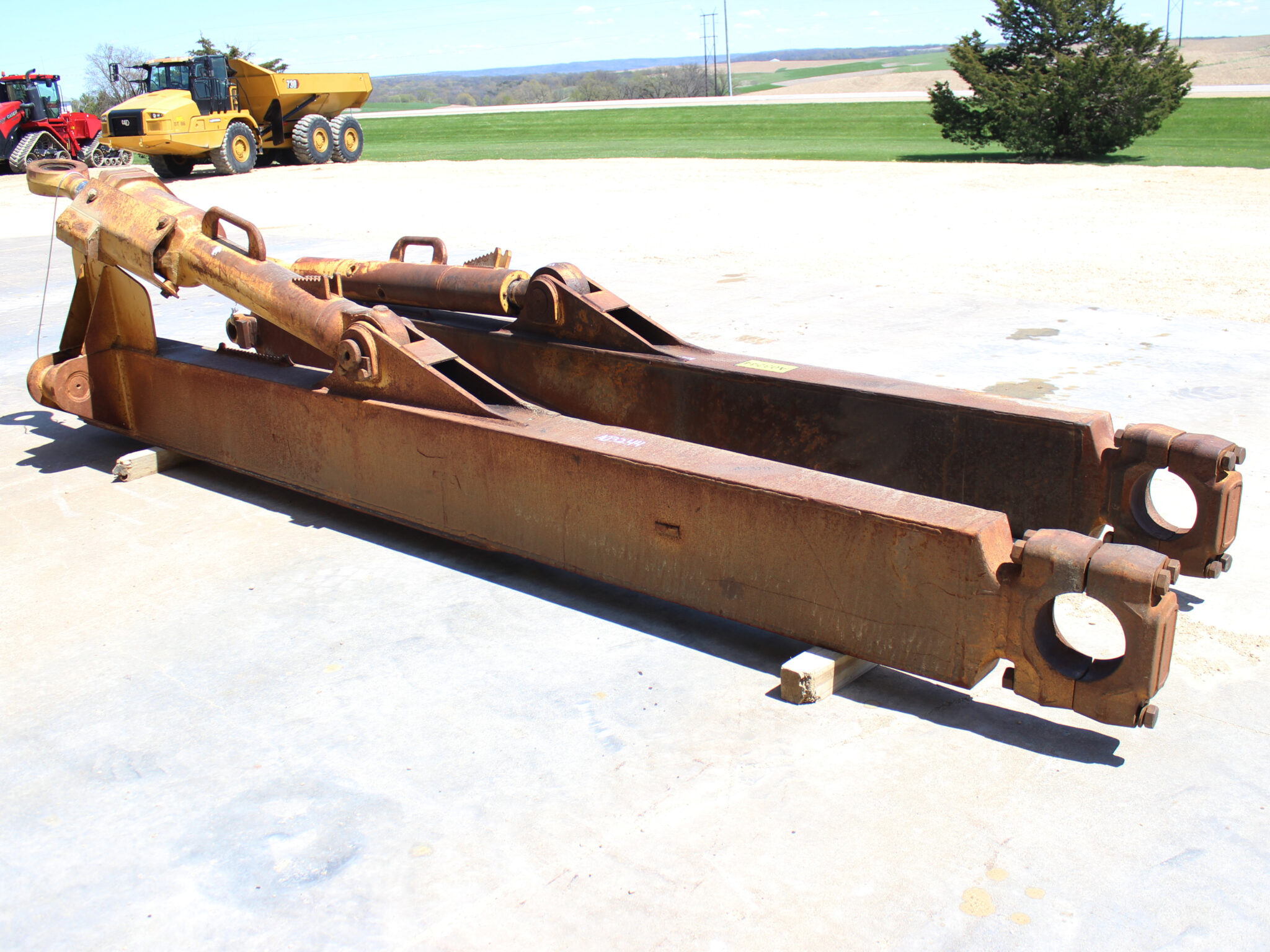 A03244, Cat D10T, Blade Arm Set w/ Single Tilt - J.J. Scheckel