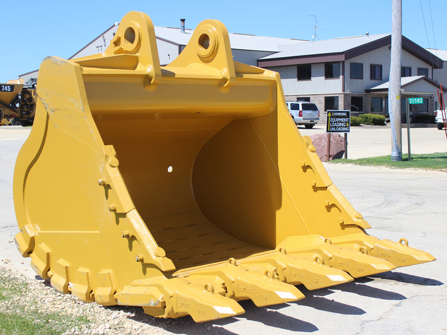 Attachments - Buckets Archives - J.J. Scheckel