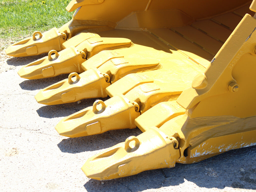 75” wide, 5 Yard, JJS Severe Duty Rock Bucket, to Fit Cat 374's with ...