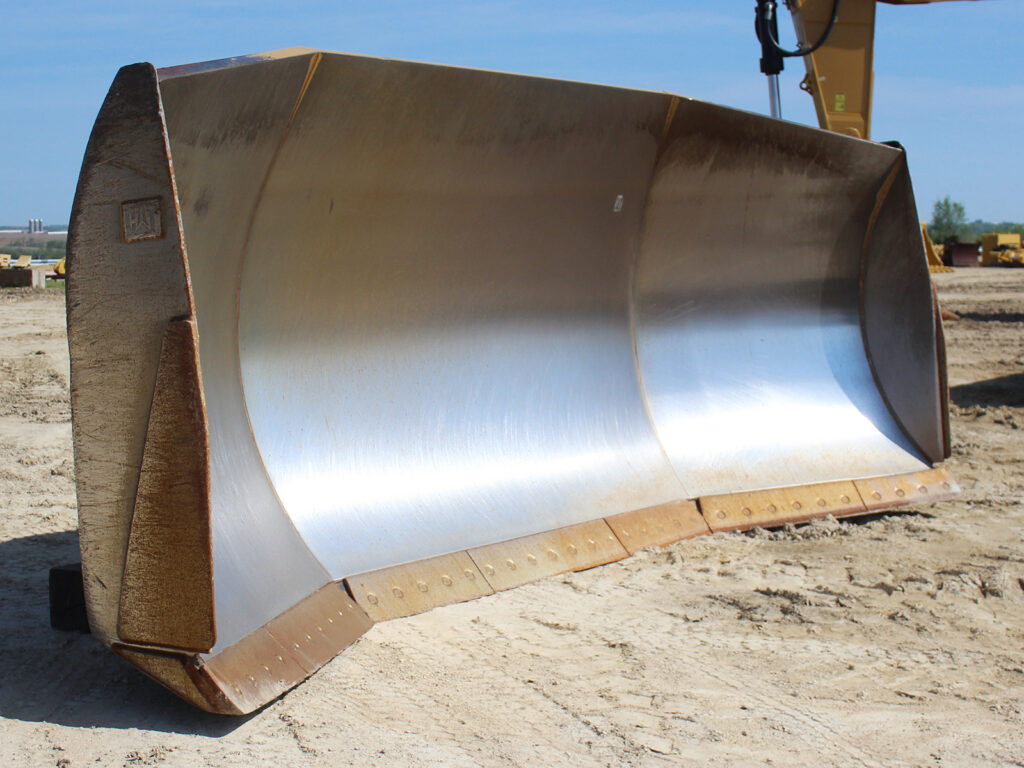 A03232, Cat D9T, 35 Yard, U Blade, Part # 510-7220 - J.J. Scheckel