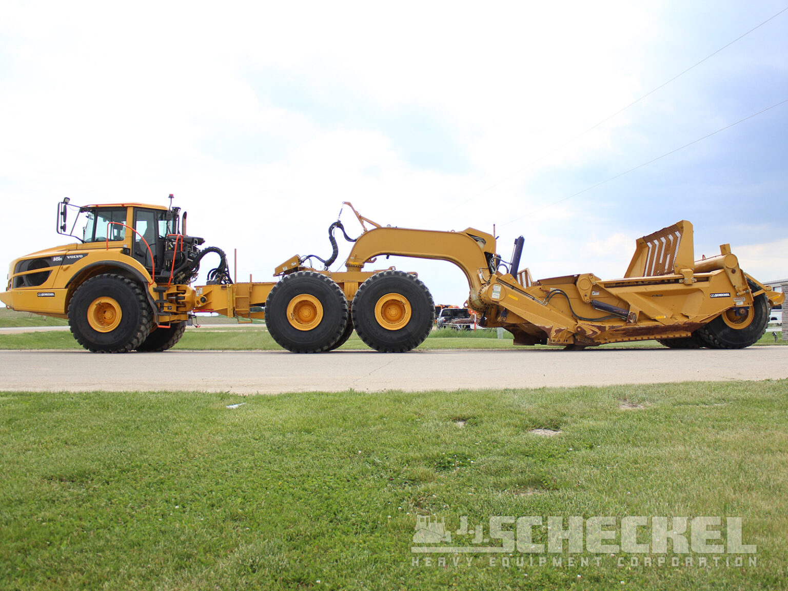 2019 Volvo A45G & K-tec 1233 Scraper Package- A03237 & A02956 - J.J ...