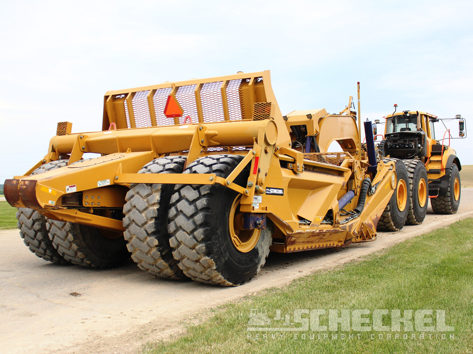 2019 Volvo A45G & K-tec 1233 Scraper Package- A03237 & A02956 - J.J ...