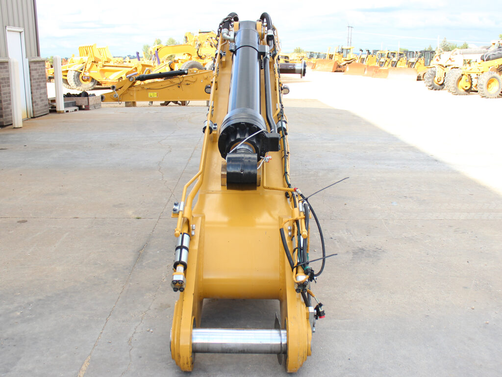A03307 ~ CAT 349 Next Gen Excavator Reach Boom w/ Stick Cylinder - J.J ...