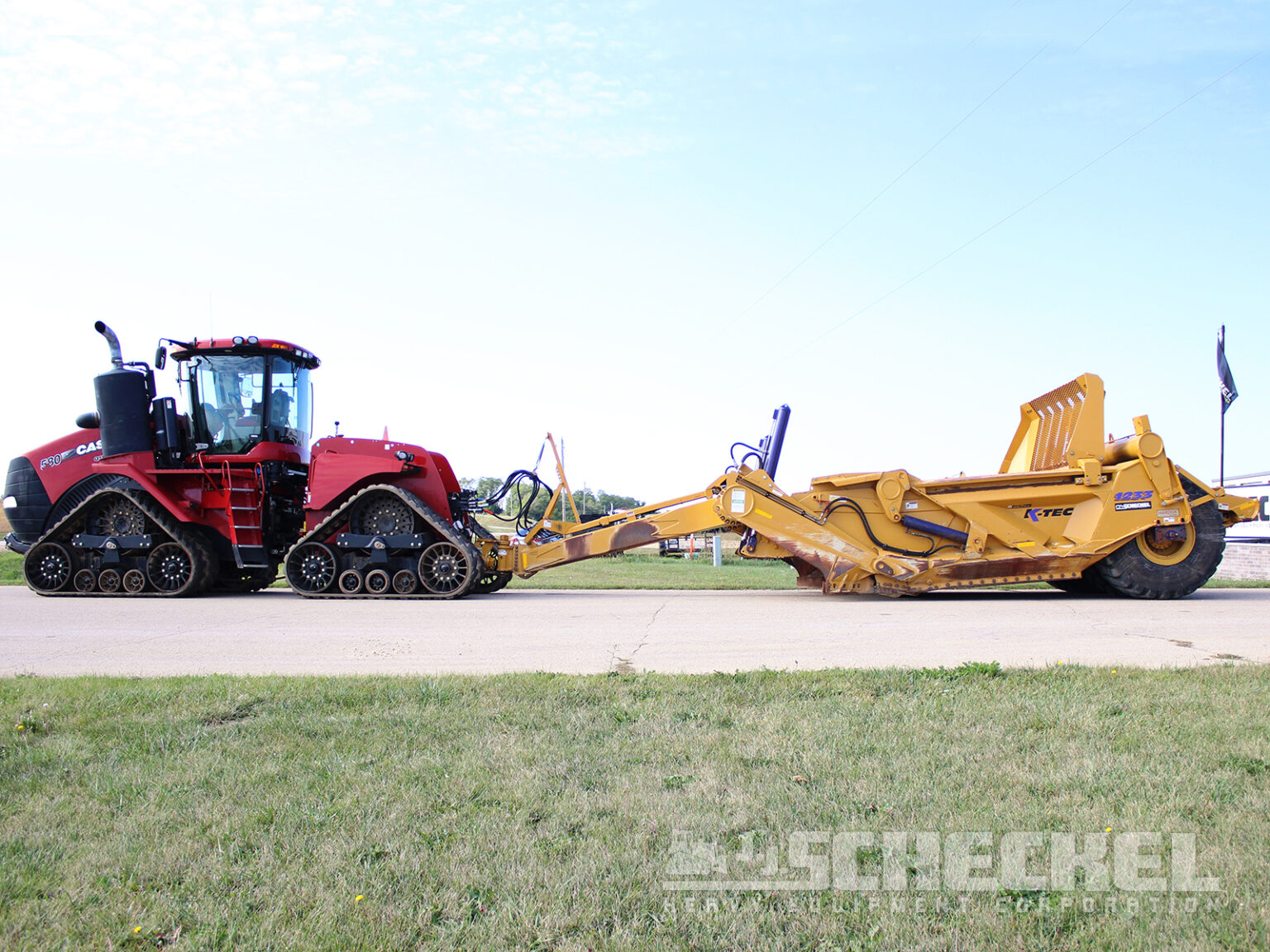 2014 Case IH Steiger 580 QUADTRAC & 2014 K-Tec 1233 Scraper Package ...