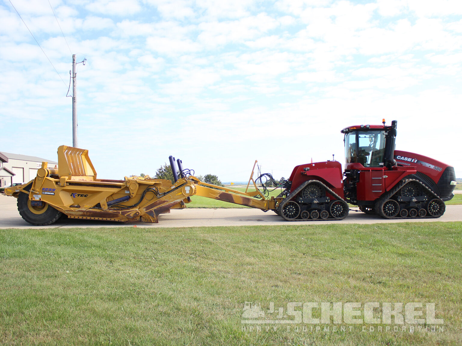 2014 Case IH Steiger 580 QUADTRAC & 2014 K-Tec 1233 Scraper Package ...